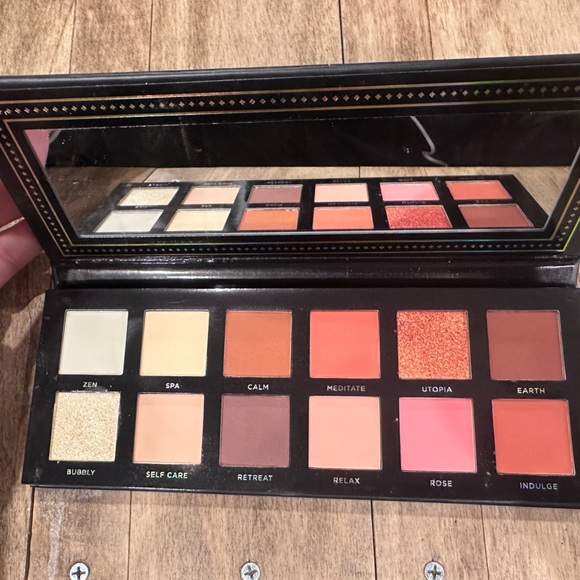 Ace Beaute | Makeup | Ace Beaut Serenity Palette Limited Edition | Poshmark